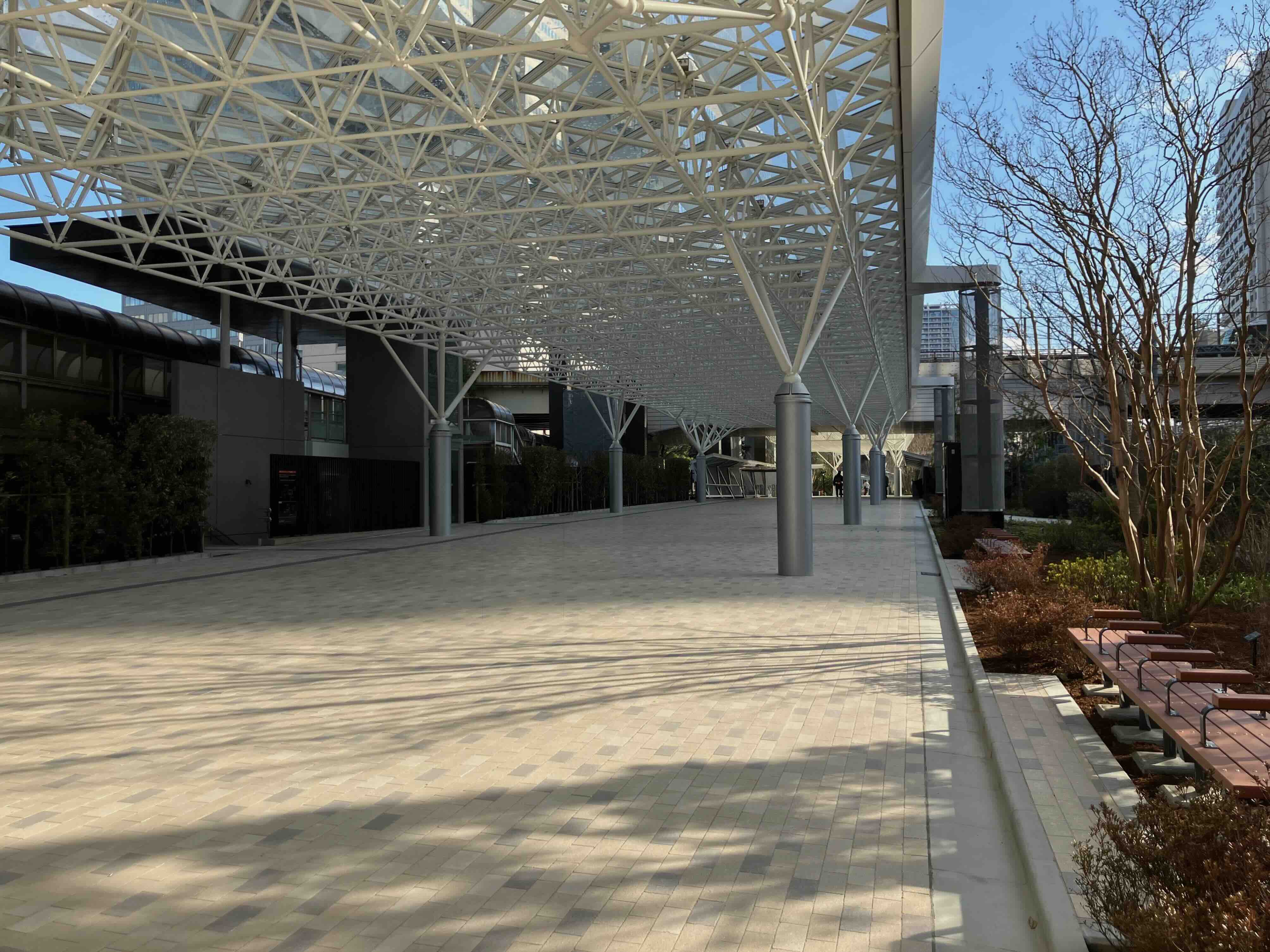 BLUE FRONT SHIBAURAのGREEN WALKの開通 – 高輪周辺再開発