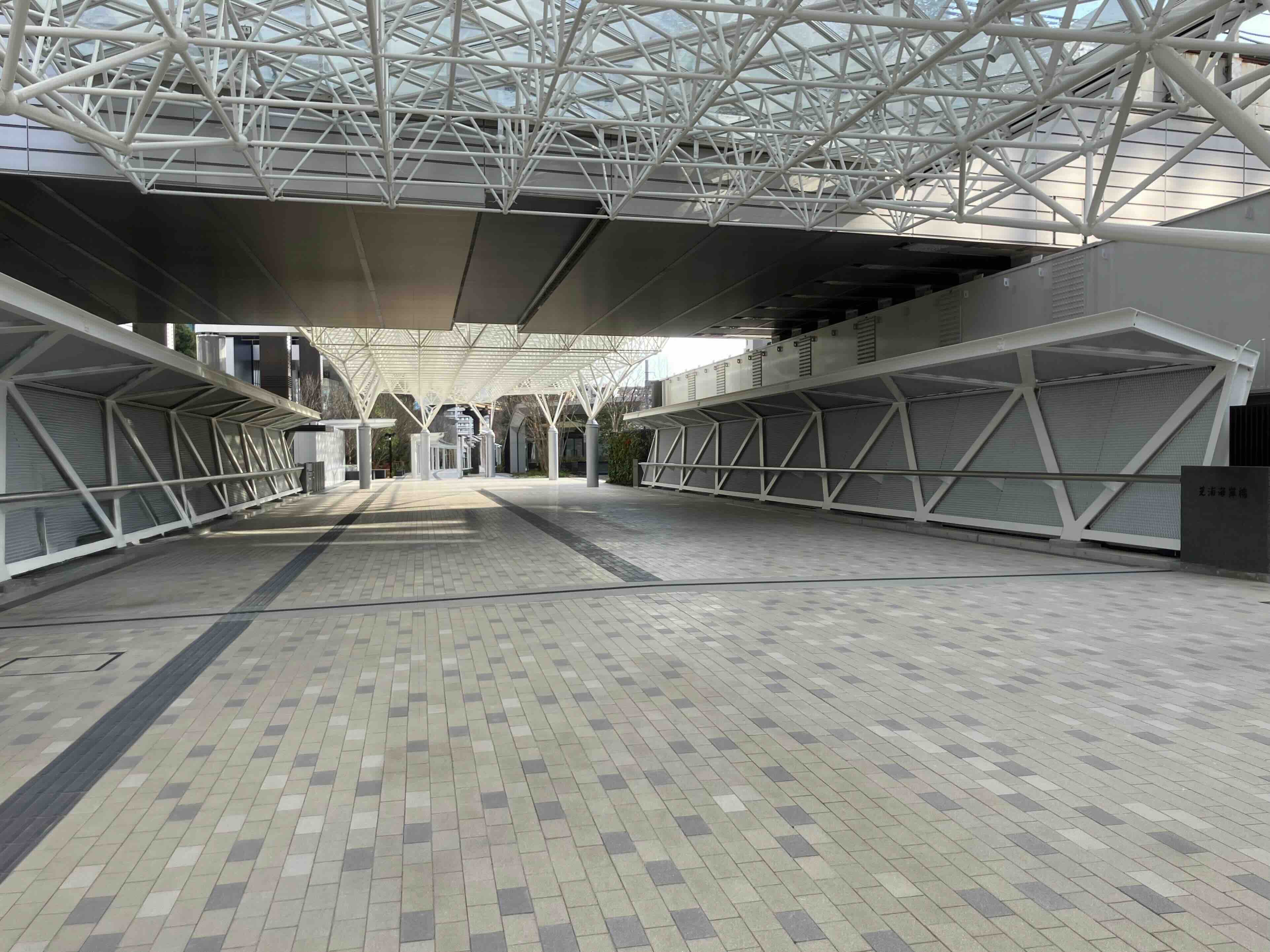 BLUE FRONT SHIBAURAのGREEN WALKの開通 – 高輪周辺再開発