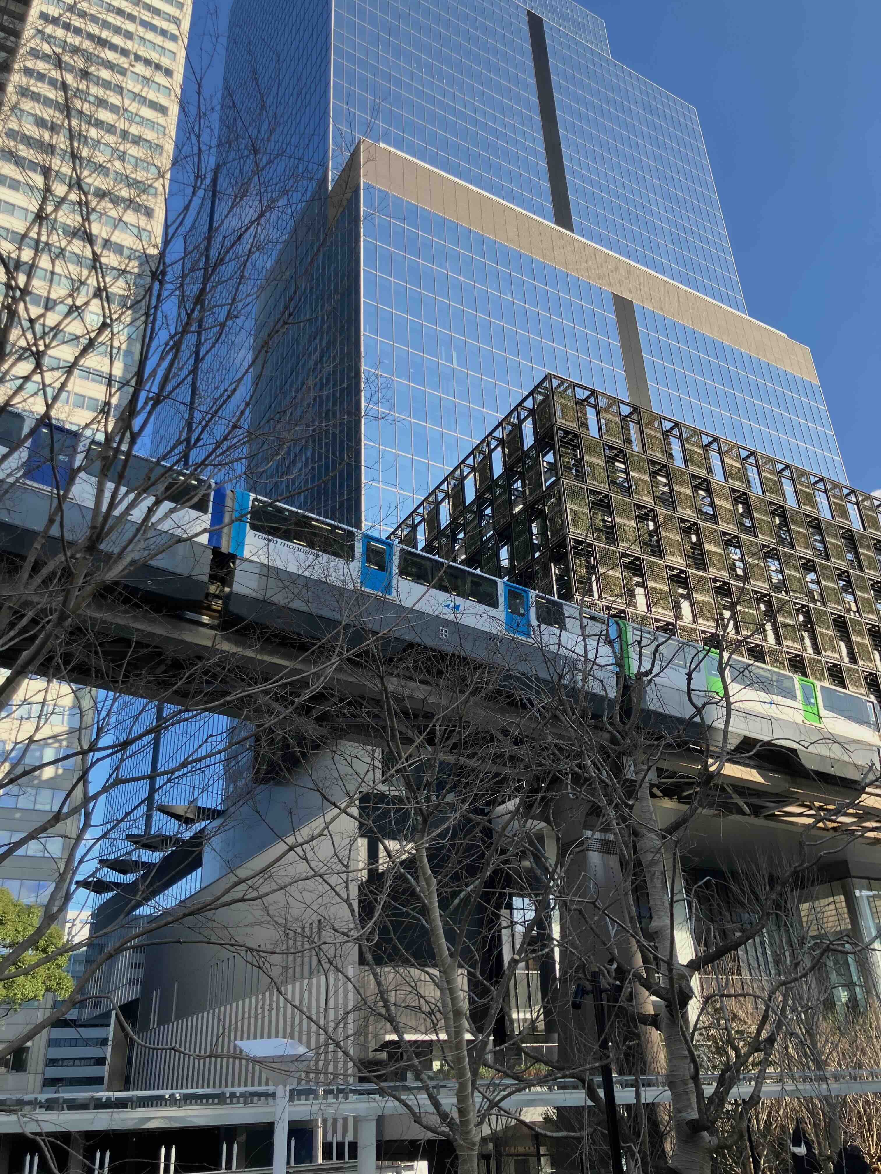 BLUE FRONT SHIBAURAのGREEN WALKの開通 – 高輪周辺再開発